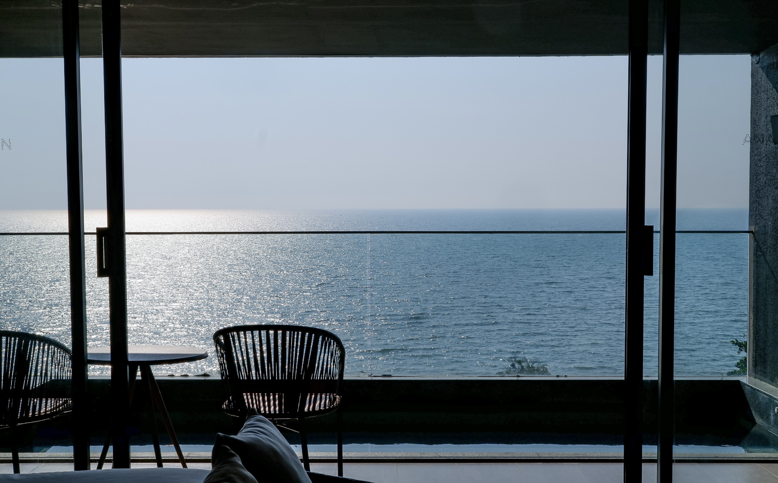 ANA ANAN Resort & Villas Pattaya ที่พักพัทยาบนหาดนาจอมเทียน บรรยากาศดี ...