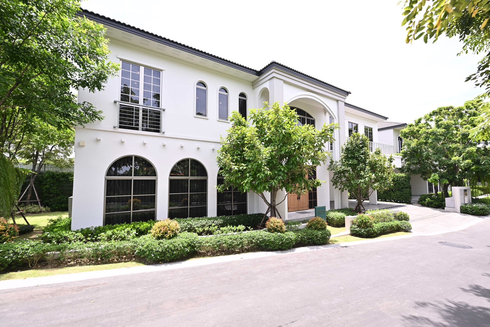 ไซมิส แอสเสท เปิดตัว ‘Monsane Exclusive Villa ราชพฤกษ์–ปิ่นเกล้า” - Enjoy Lifestyle / Residence